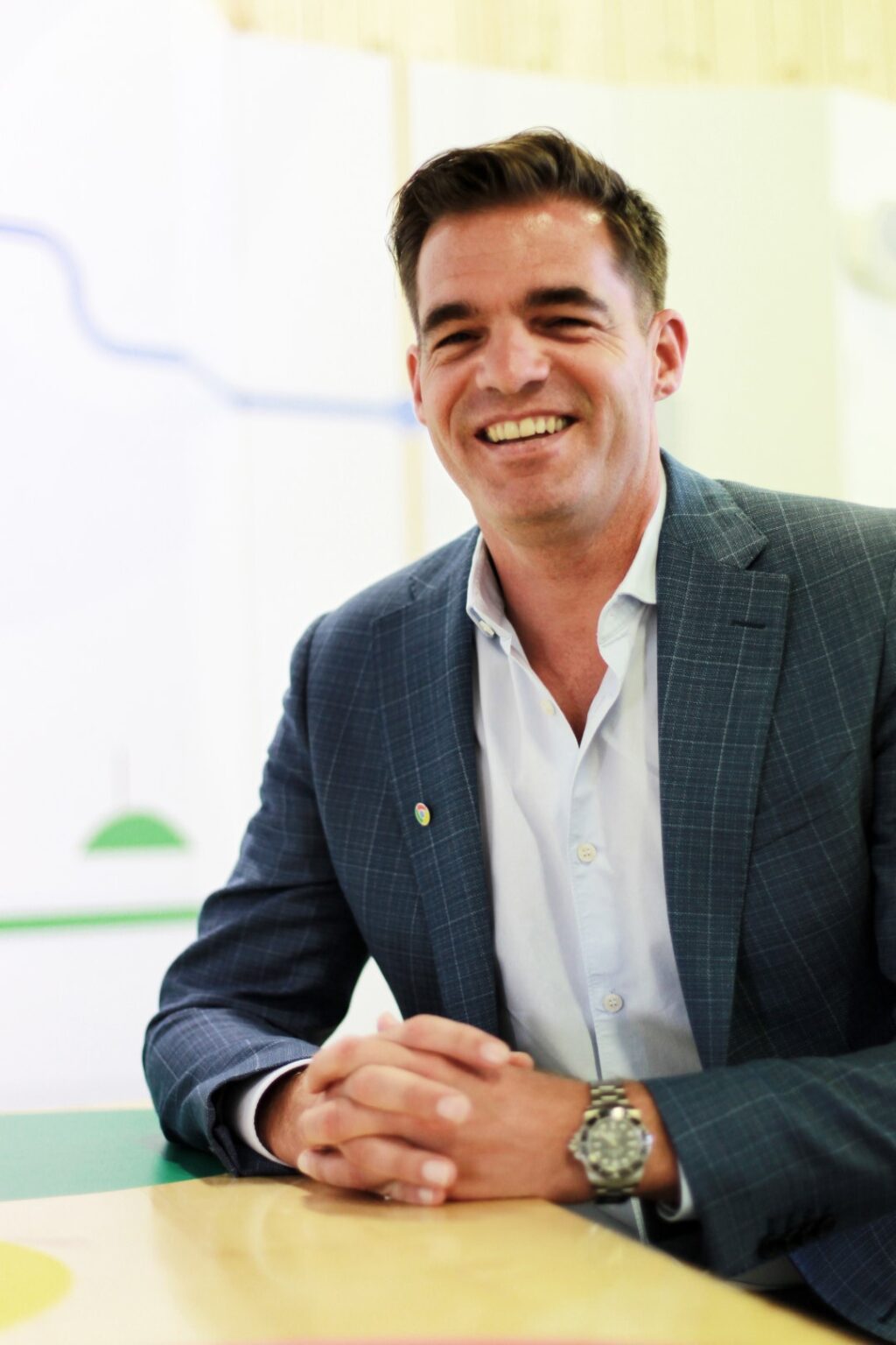 Fourcast groeit uit tot platformoverschrijdende onestopshop - Schoolit