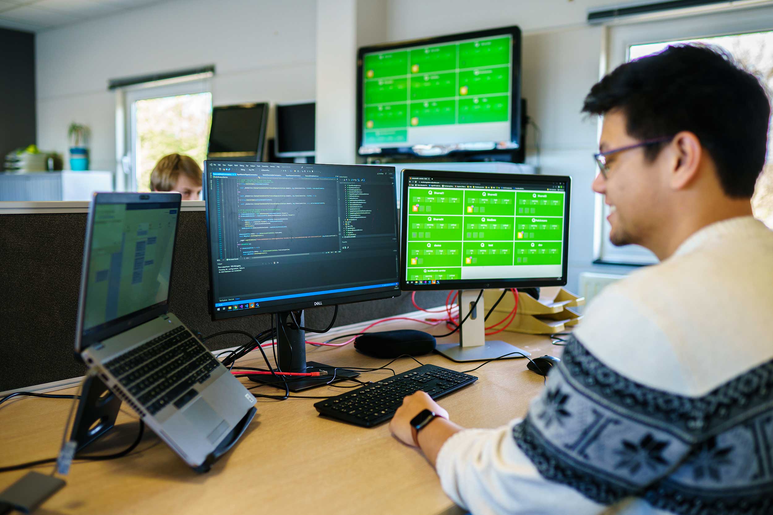 Televic stopt AI in oefen- en toetsplatform assessmentQ - Schoolit